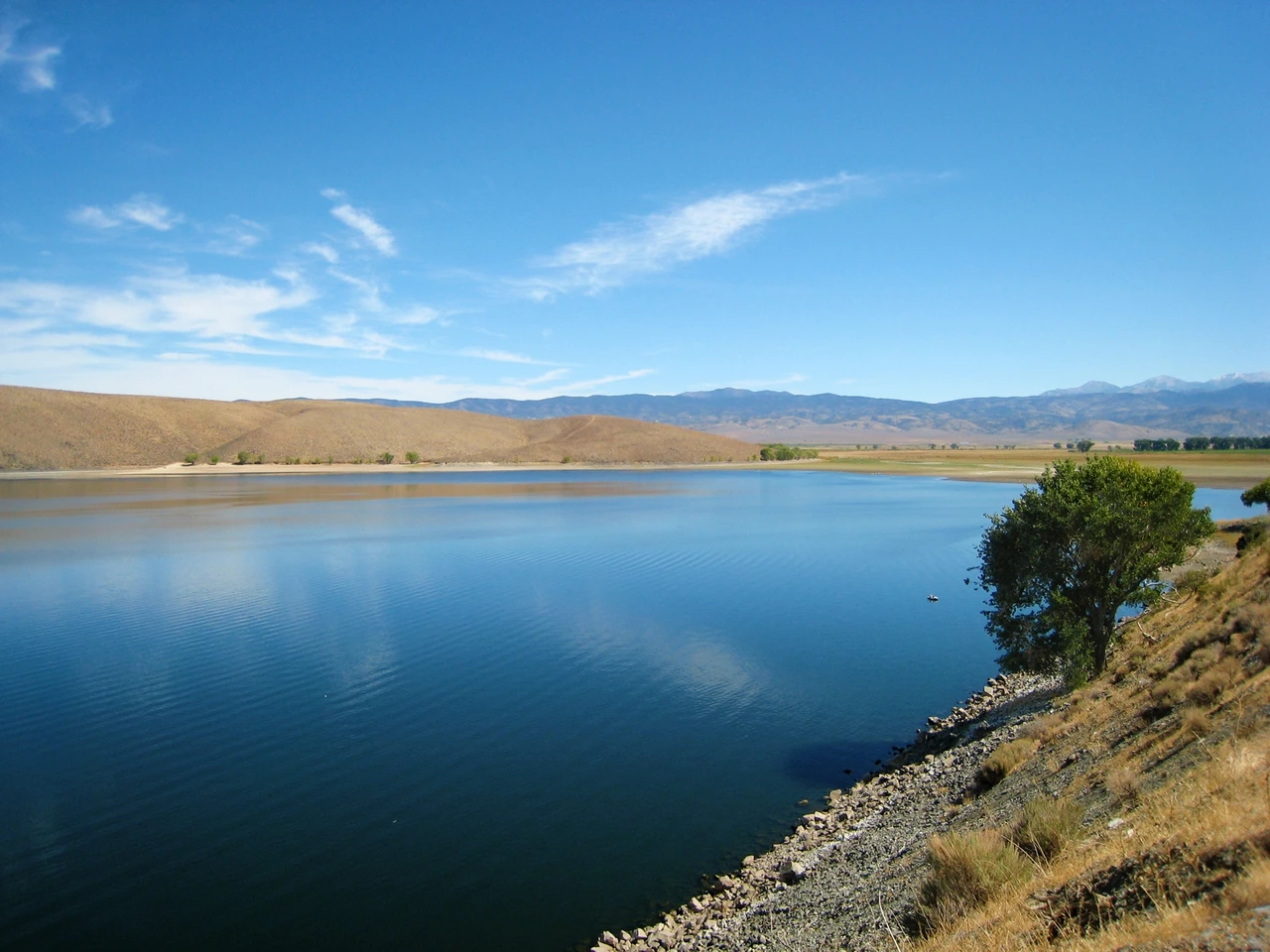 topaz lake